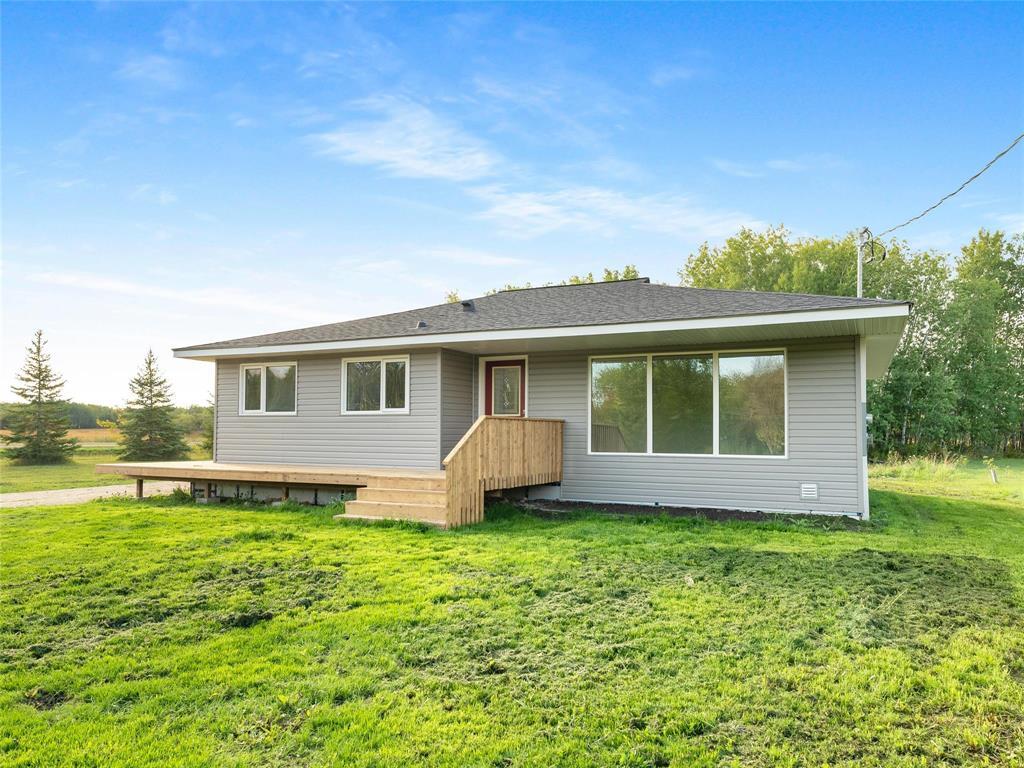 For sale: 2 Brook Dale Road, Lac Du Bonnet RM, Manitoba R0E1A0 ...