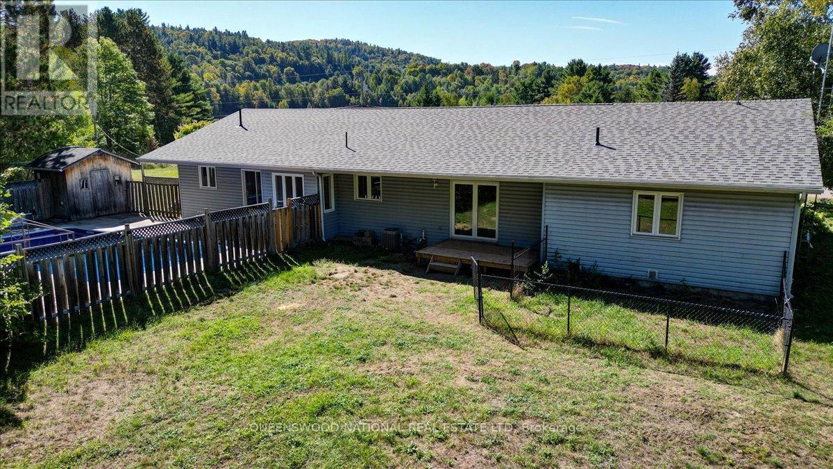 For sale: 11876 OPEONGO ROAD, Madawaska Valley, Ontario K0J1B0 ...
