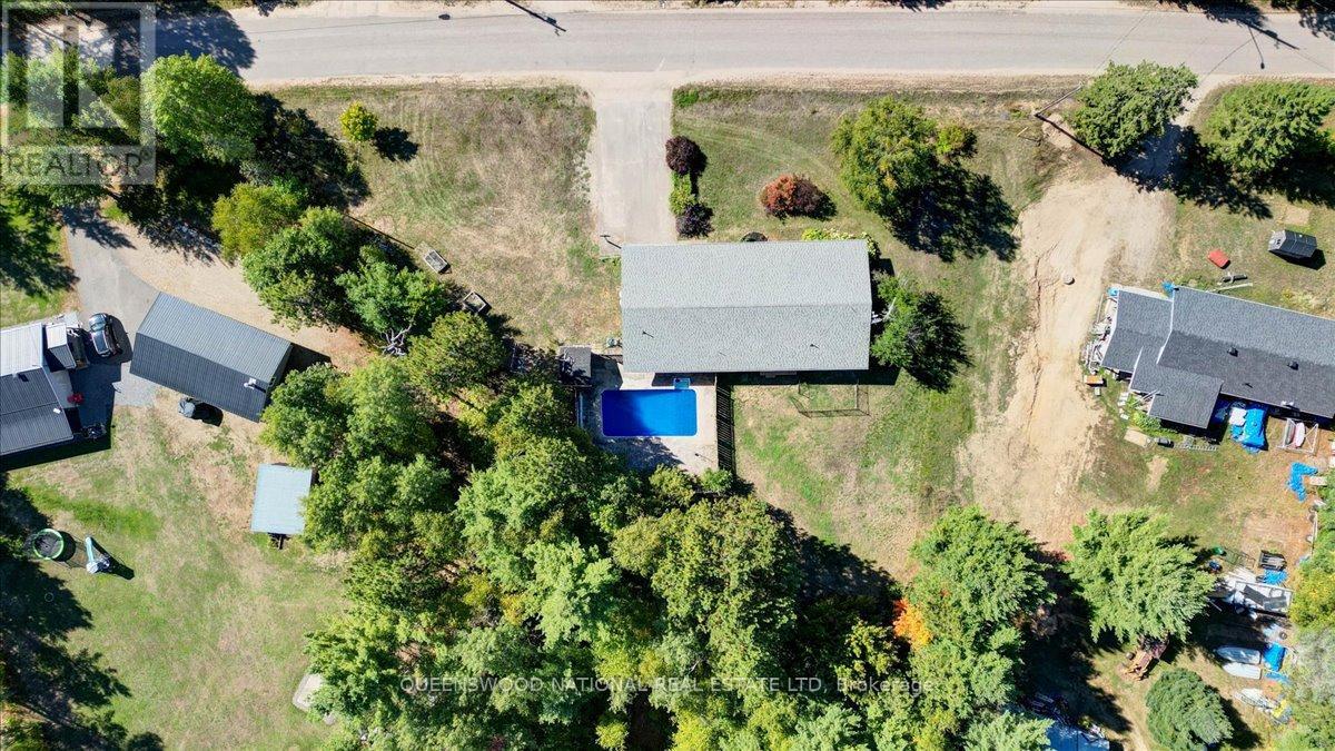 For sale: 11876 OPEONGO ROAD, Madawaska Valley, Ontario K0J1B0 ...