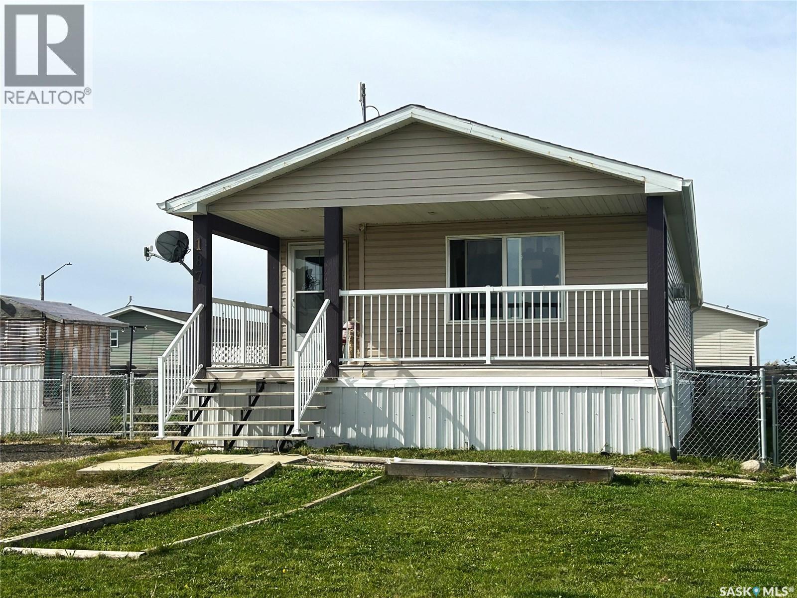 187 Robinson AVENUE, Macoun, Saskatchewan S0C1P0 | REALTOR.ca