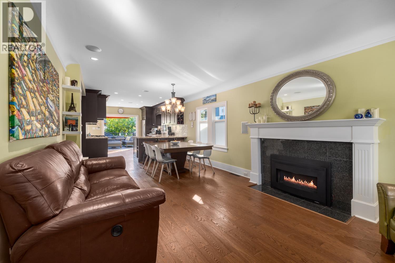 For sale: 3432 W 13TH AVENUE, Vancouver, British Columbia V6R2S1 - R3050499 | REALTOR.ca