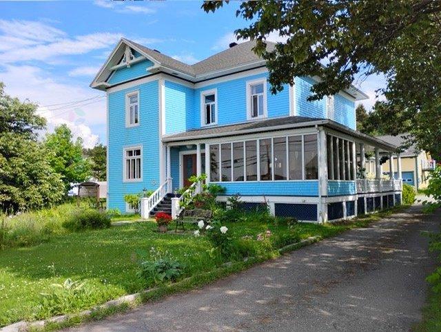 For sale: 213-215 Av. Ulric-Tessier, Saint-Ulric, Quebec G0J3H0 ...