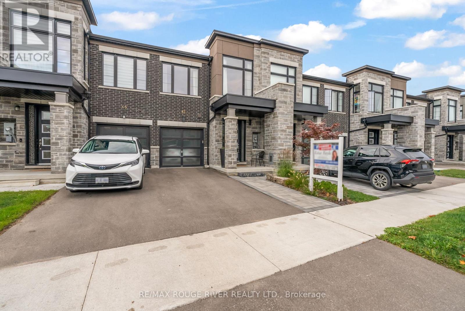 For sale: 67 PINE GATE PLACE, Whitby (Williamsburg), Ontario L1R0S2 ...