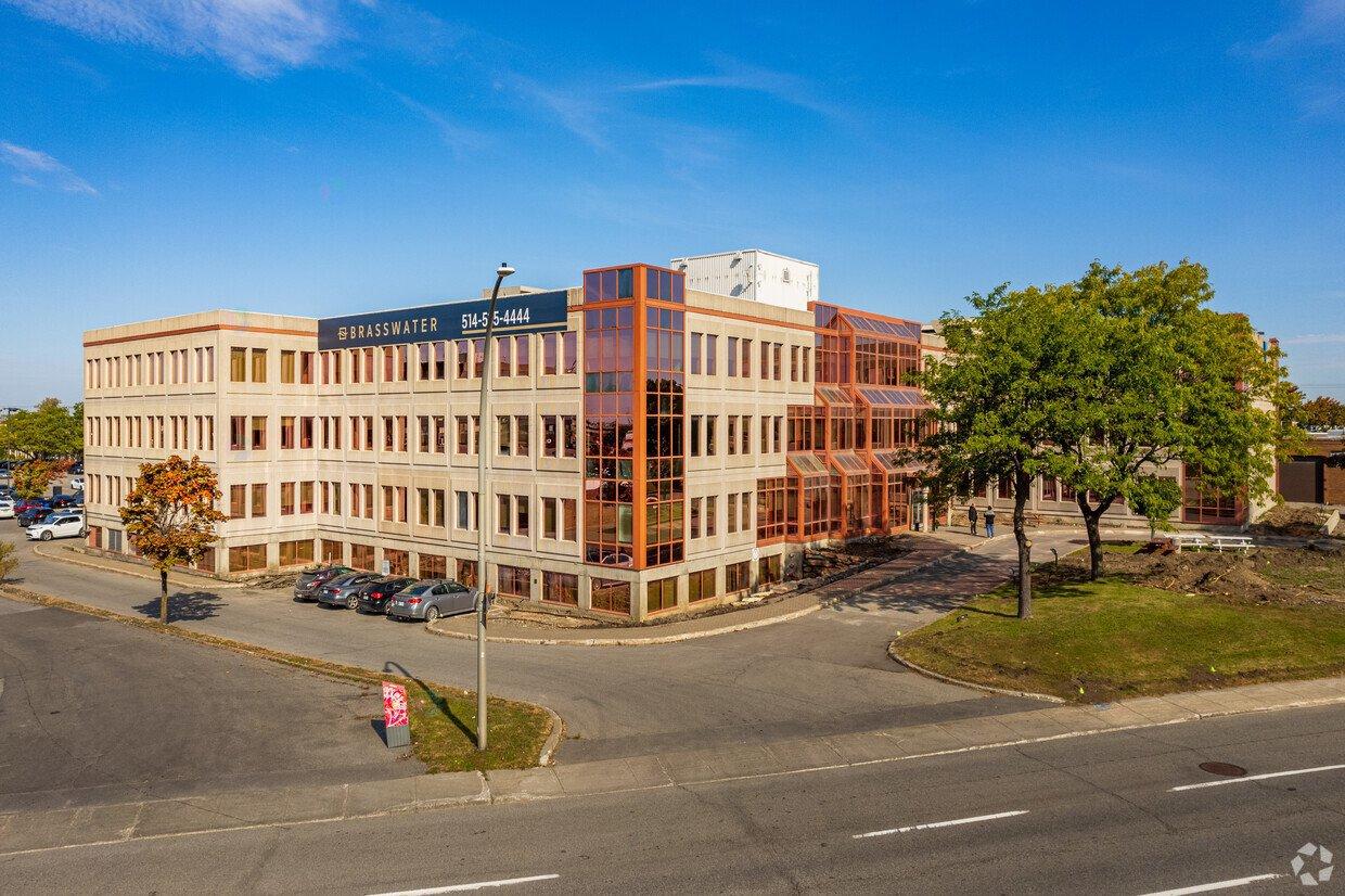 For lease: 7405 Route Transcanadienne, Montréal (Saint-Laurent), Quebec ...