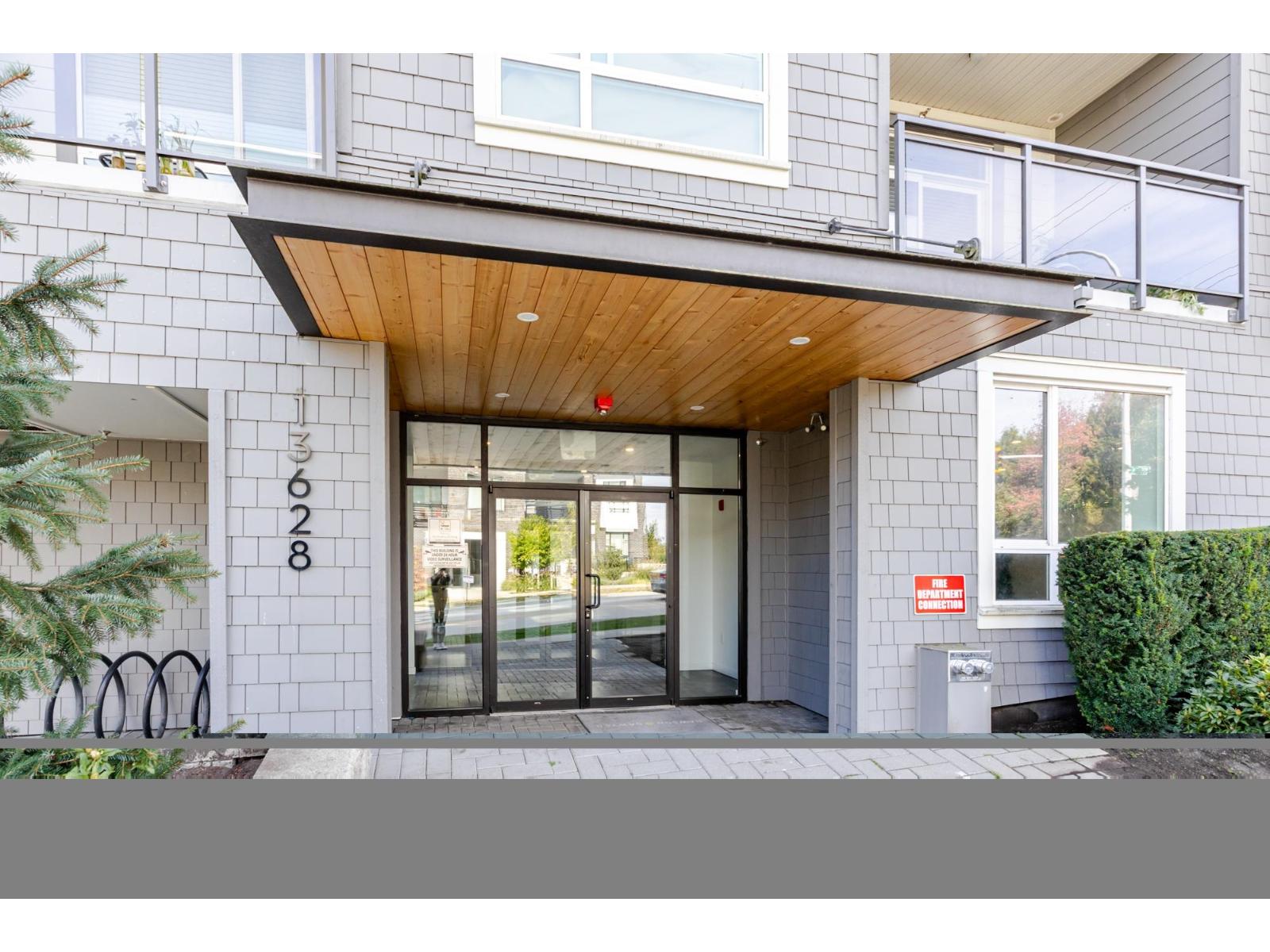 For sale: 302 13628 81A AVENUE, Surrey, British Columbia V3W3E2 ...