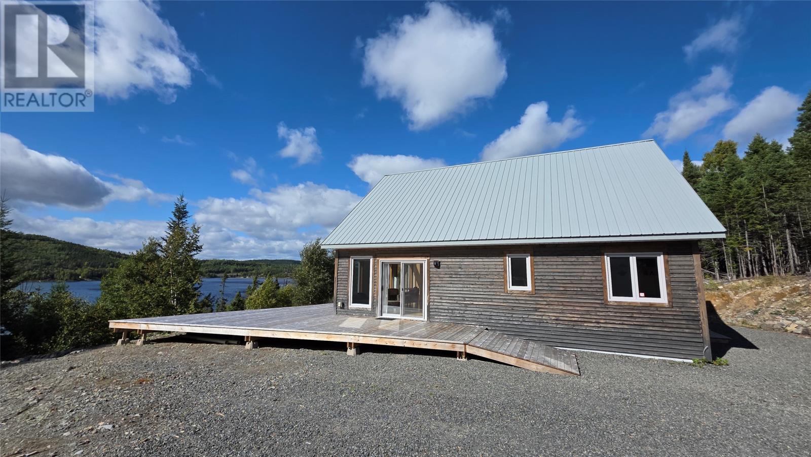 For sale: 29 Paul's Lake Road, Badger, Newfoundland & Labrador A0H1A0 ...