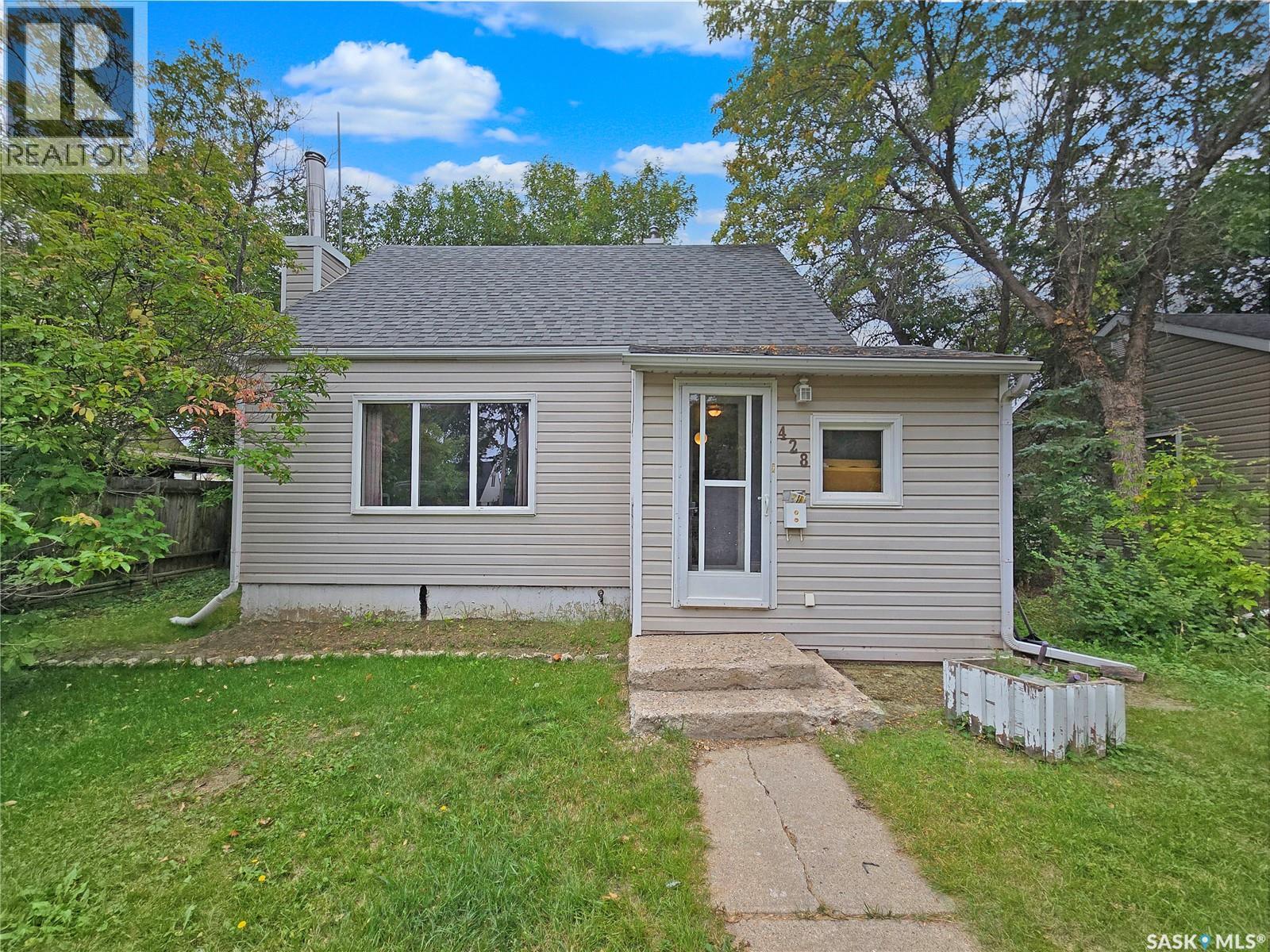 For sale: 428 7th AVENUE NW, Swift Current, Saskatchewan S9H0Z3 ...
