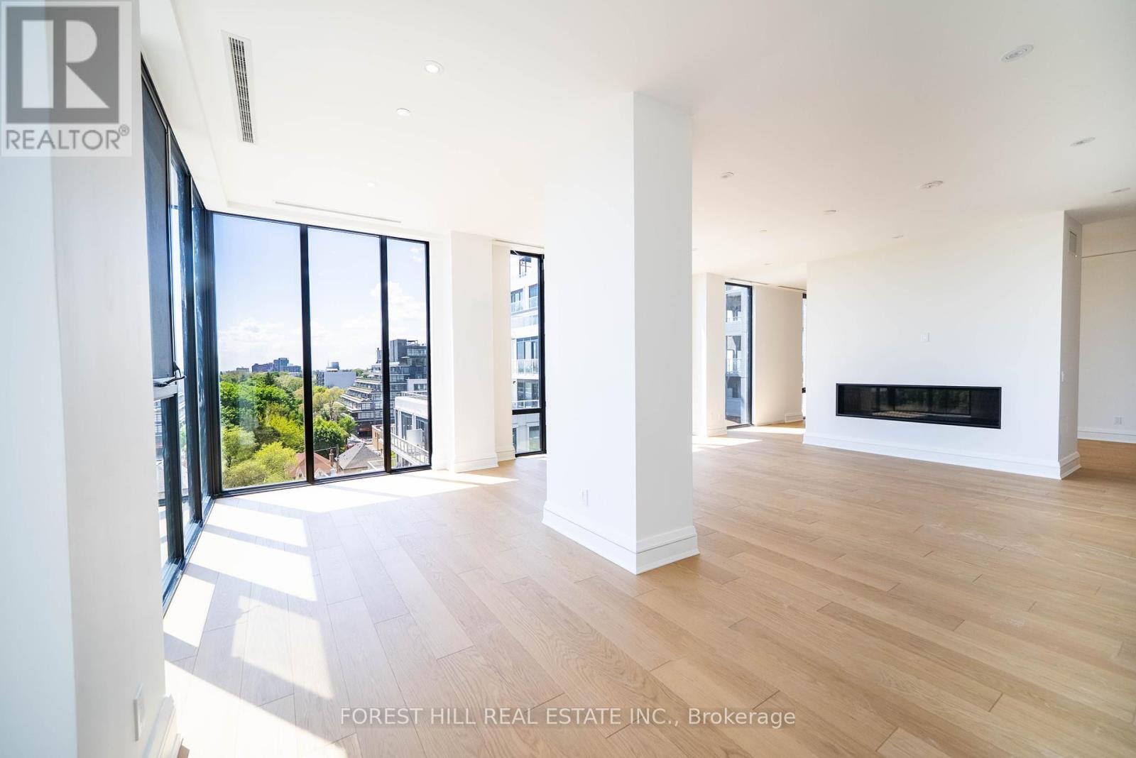 For sale: 6A - 2010 BATHURST STREET, Toronto (Humewood-Cedarvale), Ontario M5P0A8 - C12429526 ...