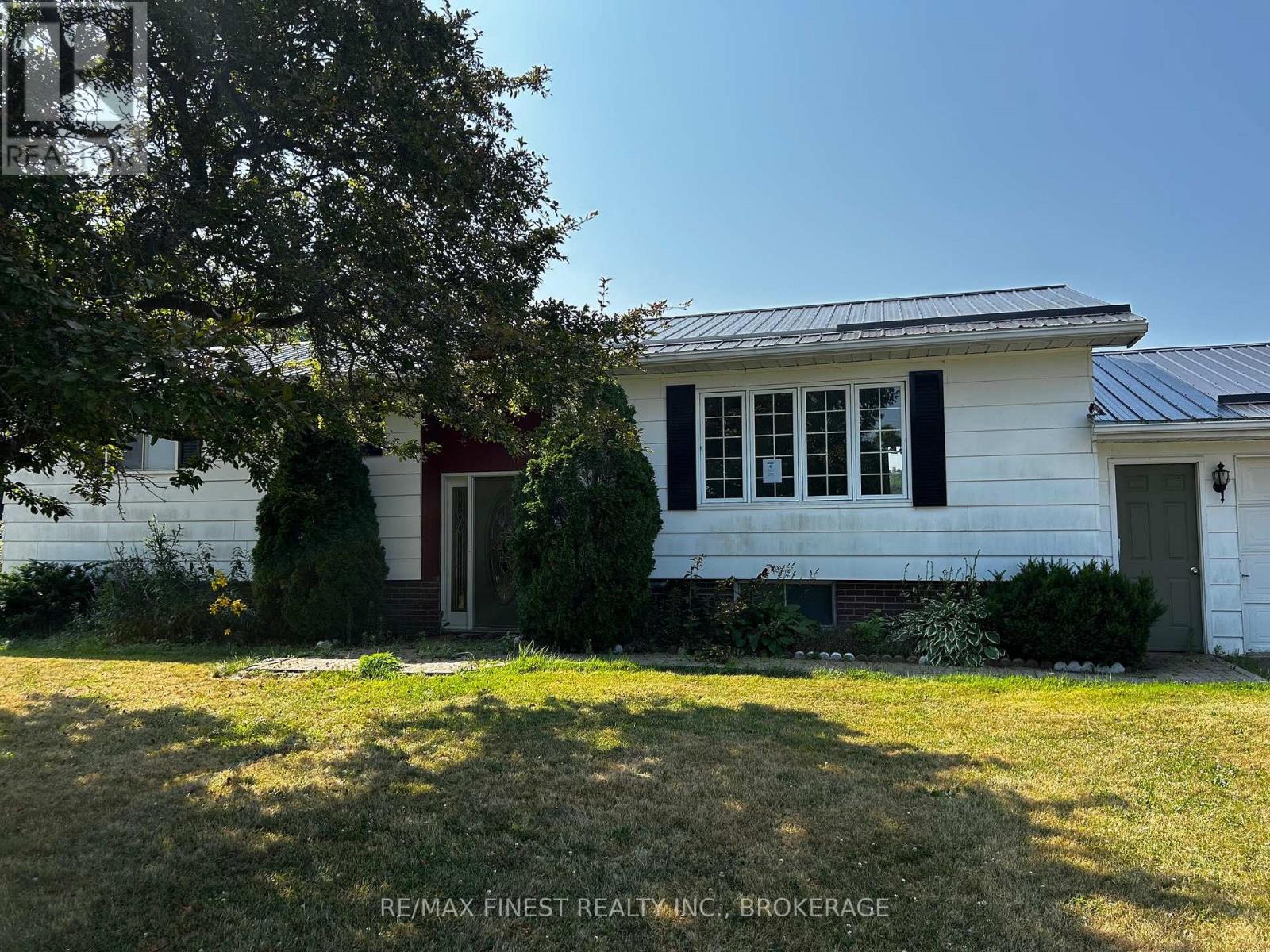 À vendre : 220 EDEN GROVE ROAD, Lansdowne Village, Ontario K0E1L0 ...