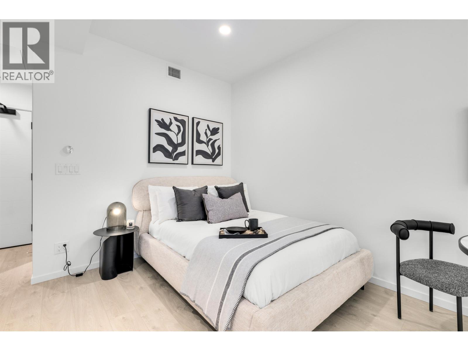 For sale: 448 6500 MINORU BOULEVARD, Richmond, British Columbia V6Y0N2 - R3052753 | REALTOR.ca