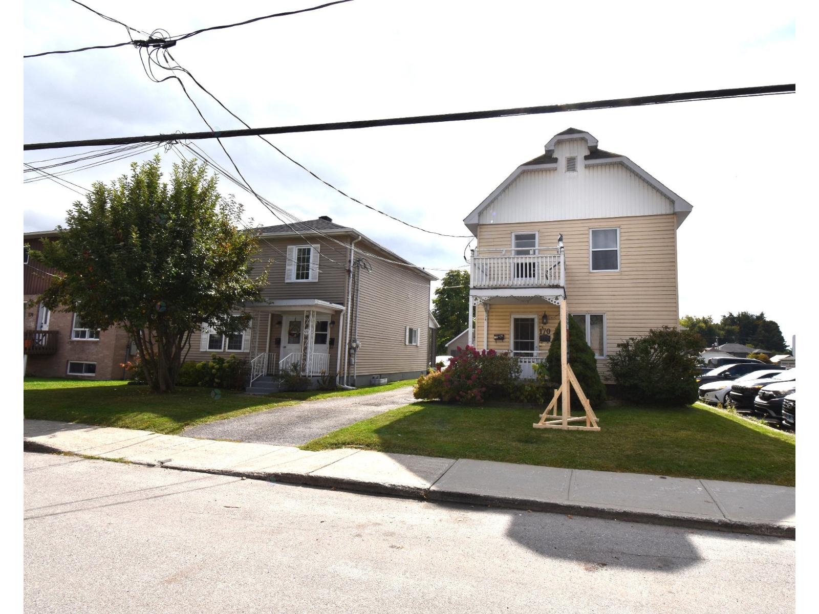 For sale: 170Z-172Z Rue Maclaren E., Gatineau (Buckingham), Quebec ...