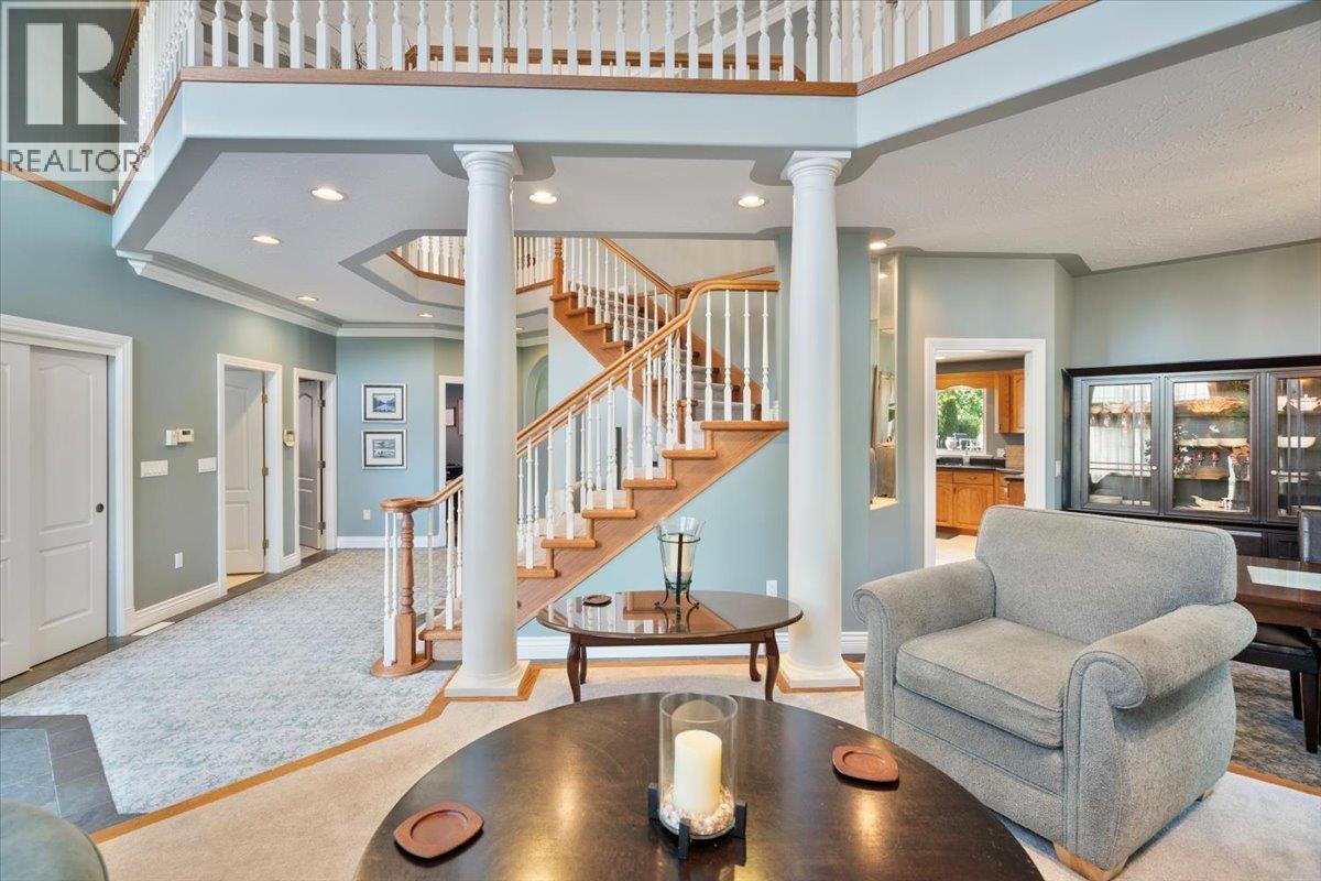 For sale: 10413 TAMARACK CRESCENT, Maple Ridge, British Columbia V2W1B3 ...