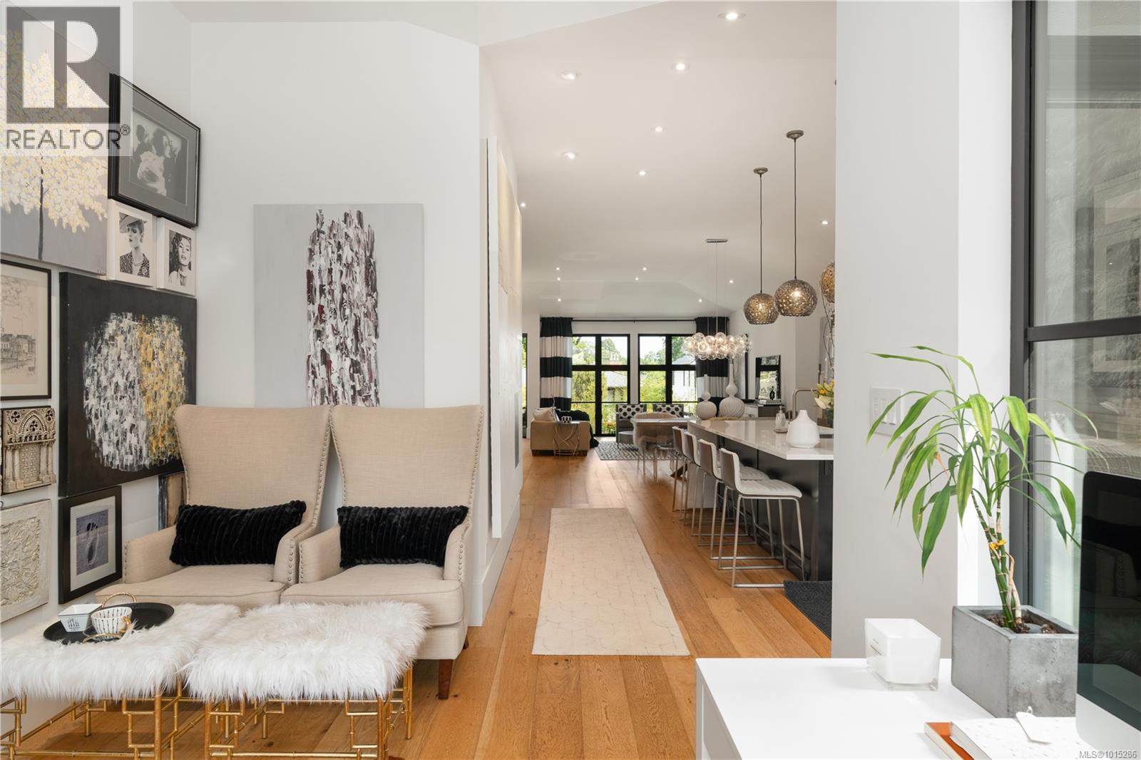 À vendre : 2473 Plumer St, Oak Bay, Colombie-Britannique V8S5G9 ...