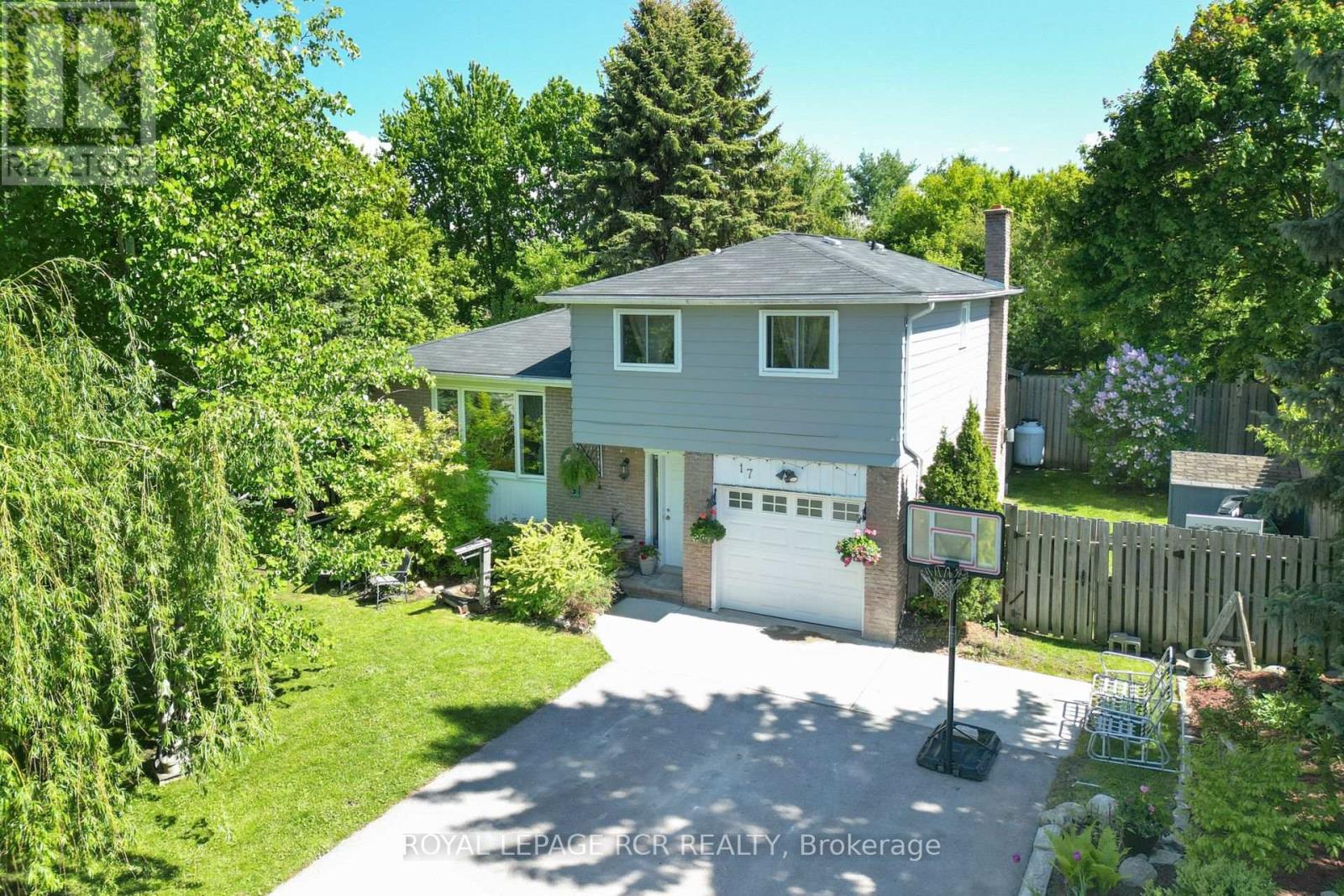 For sale: 17 JAMIESON DRIVE, Adjala-Tosorontio (Rosemont), Ontario ...