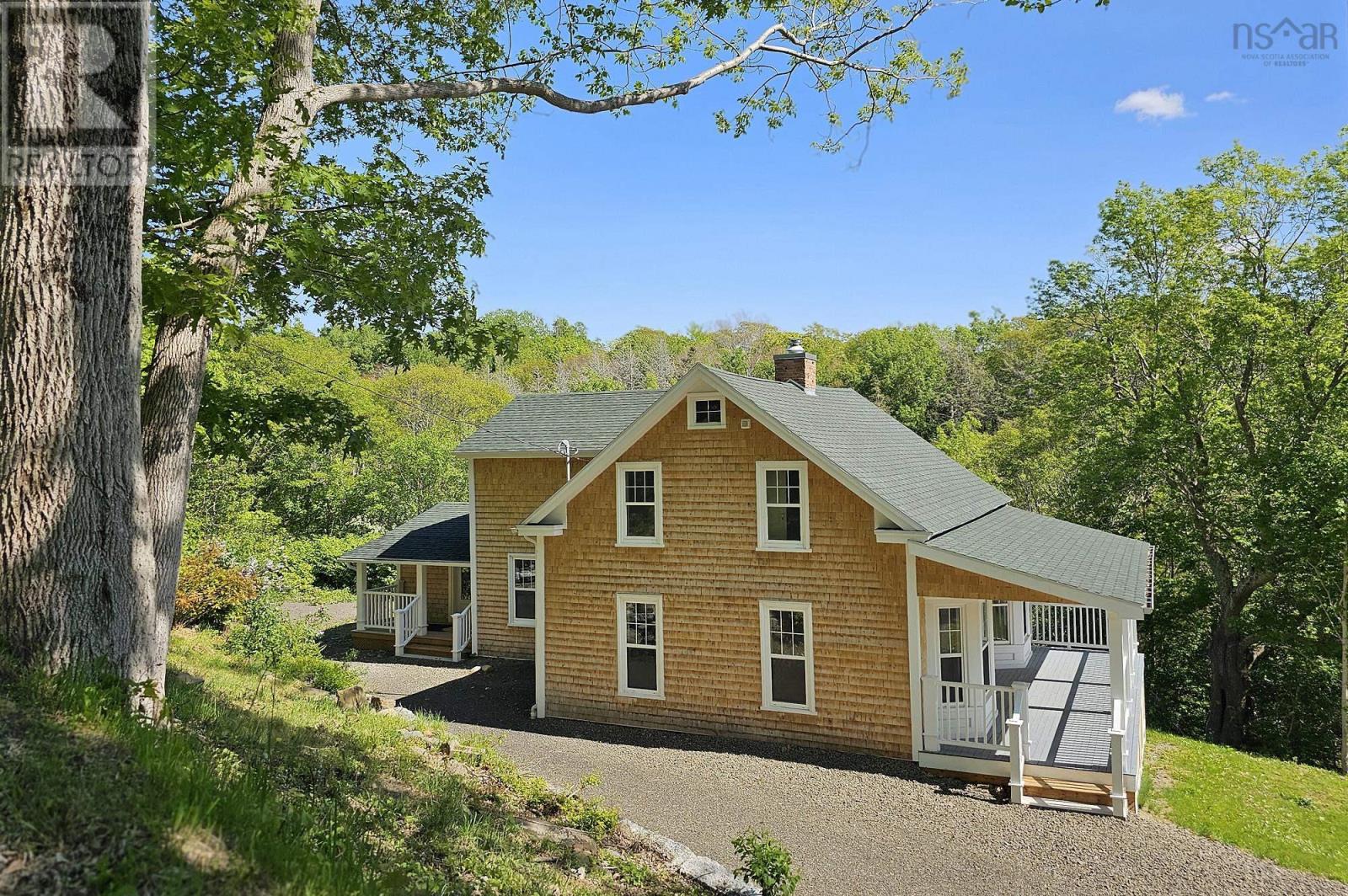 For sale: 1940 Clementsvale Road, Bear River, Nova Scotia B0S1B0 ...