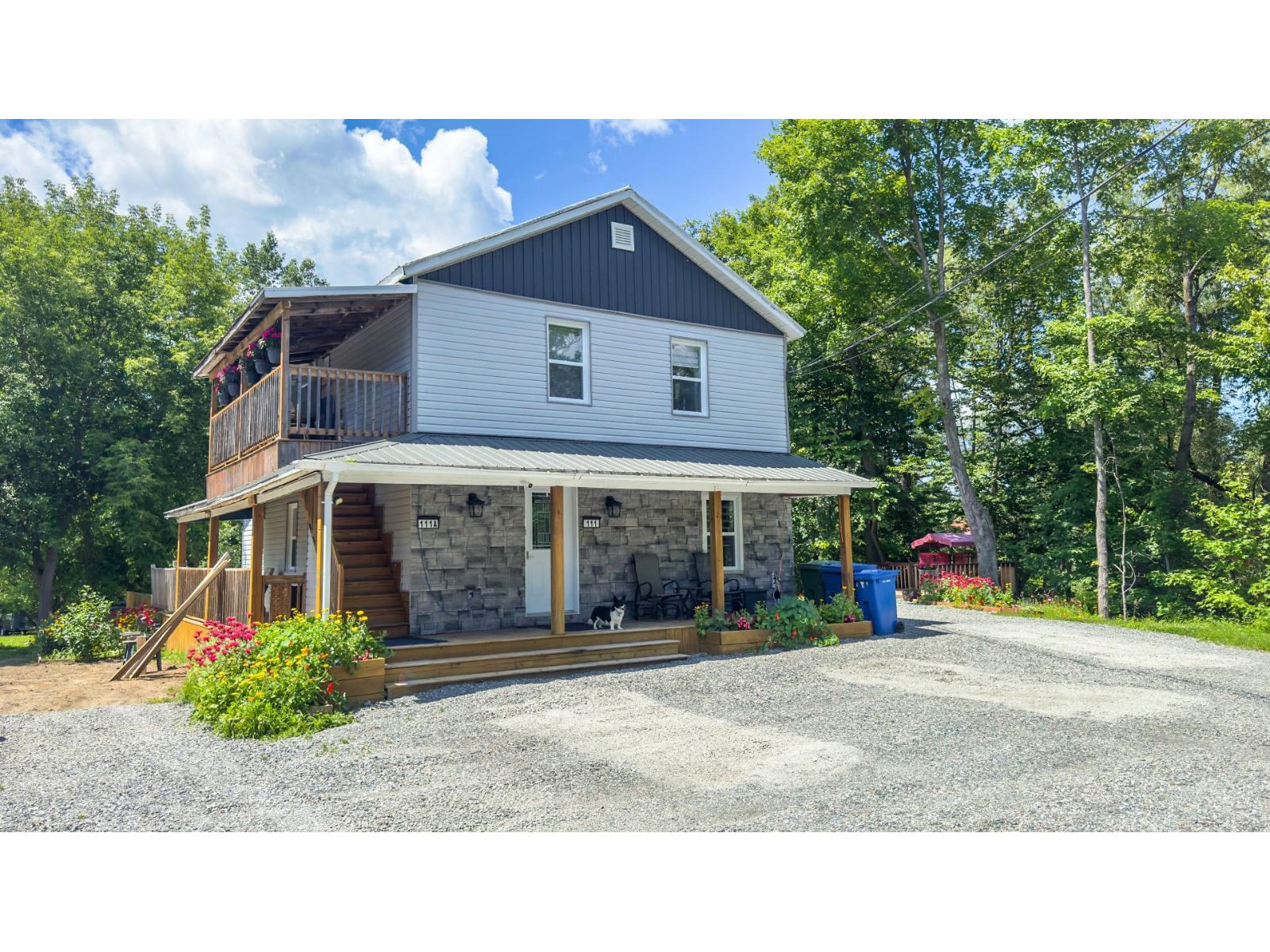 For sale: 111-111A Rue Principale, Grenville, Quebec J0V1J0 - 28434105 ...