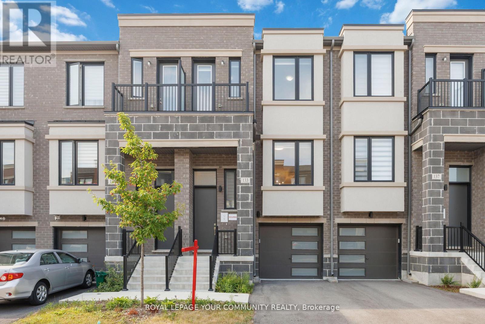 For sale: 133 RATTENBURY ROAD, Vaughan (Patterson), Ontario L6A5C6 - N12437562 | REALTOR.ca