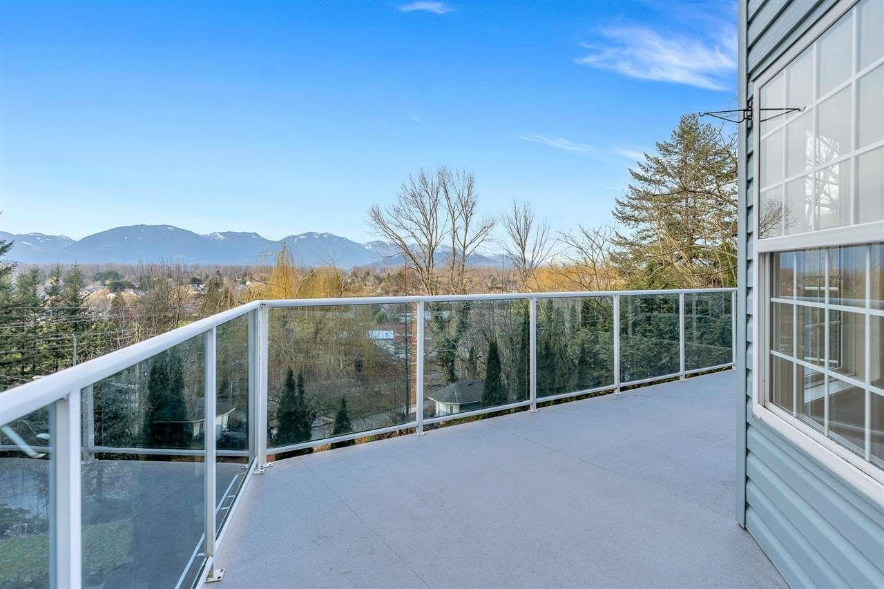 For sale: 42602 MAJUBA HILL ROAD, Majuba Hill, Yarrow, British Columbia ...