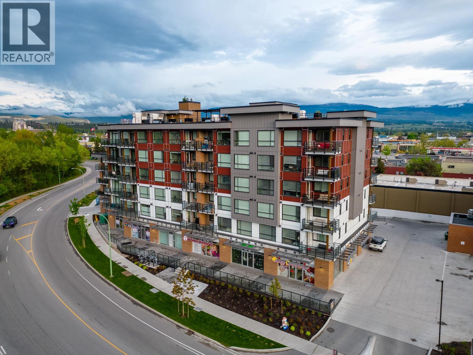 For sale: 1925 Enterprise Way Unit# 311, Kelowna, British Columbia ...