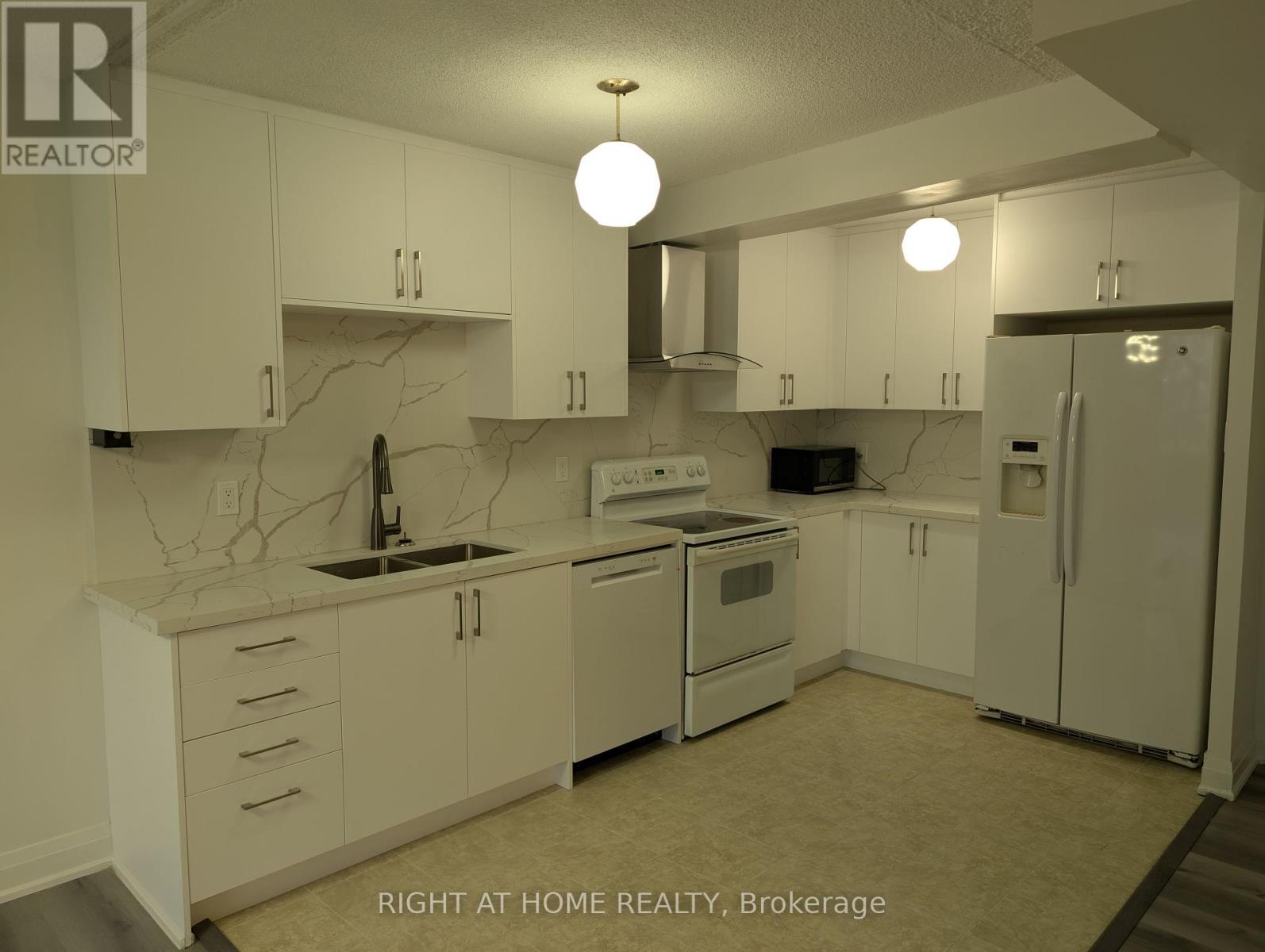 For sale: 412 - 40 PANORAMA COURT, Toronto (Mount Olive-Silverstone ...