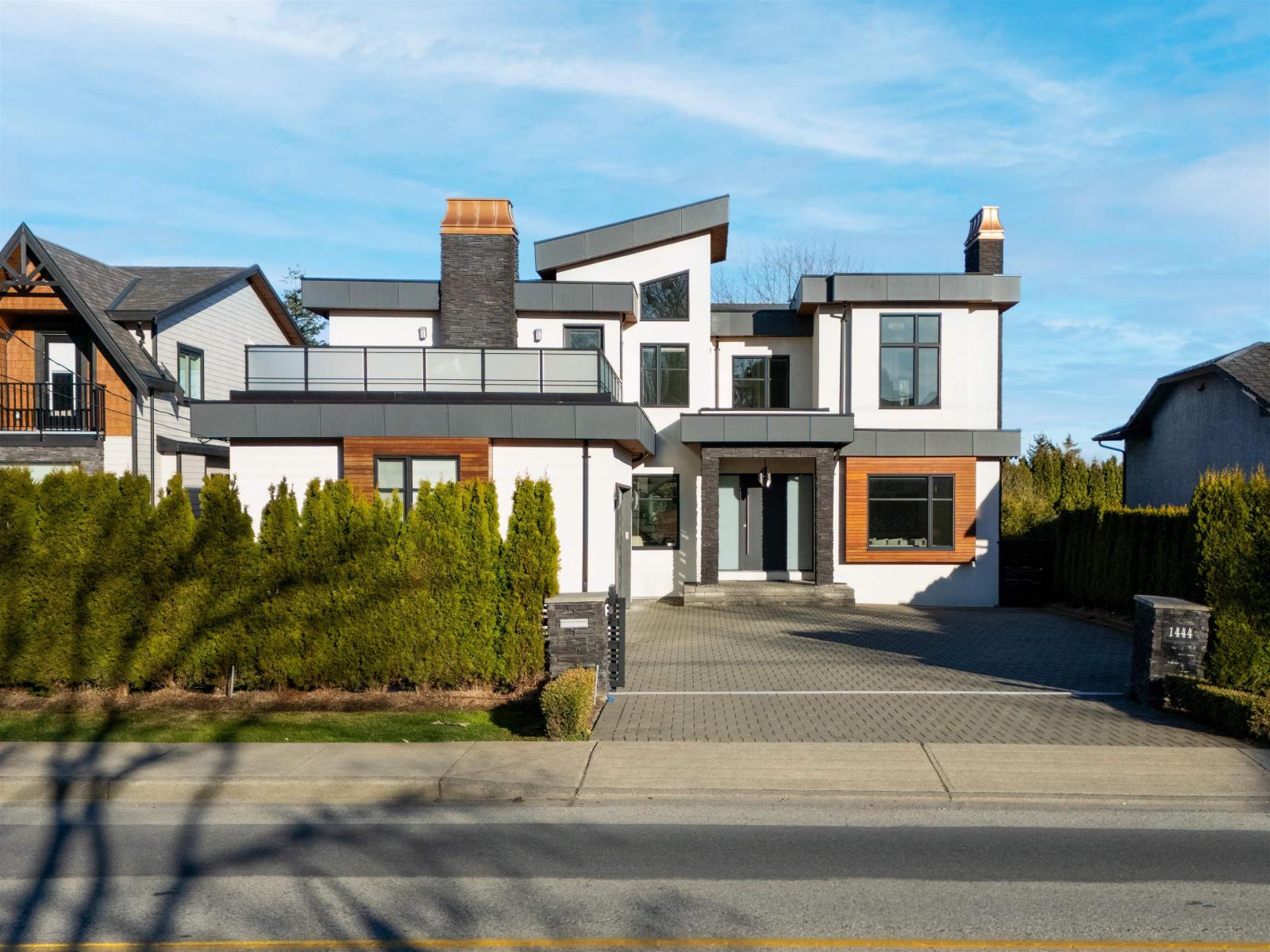 For sale: 1444 160 STREET, Surrey, British Columbia V4A4W9 - R3053970 ...