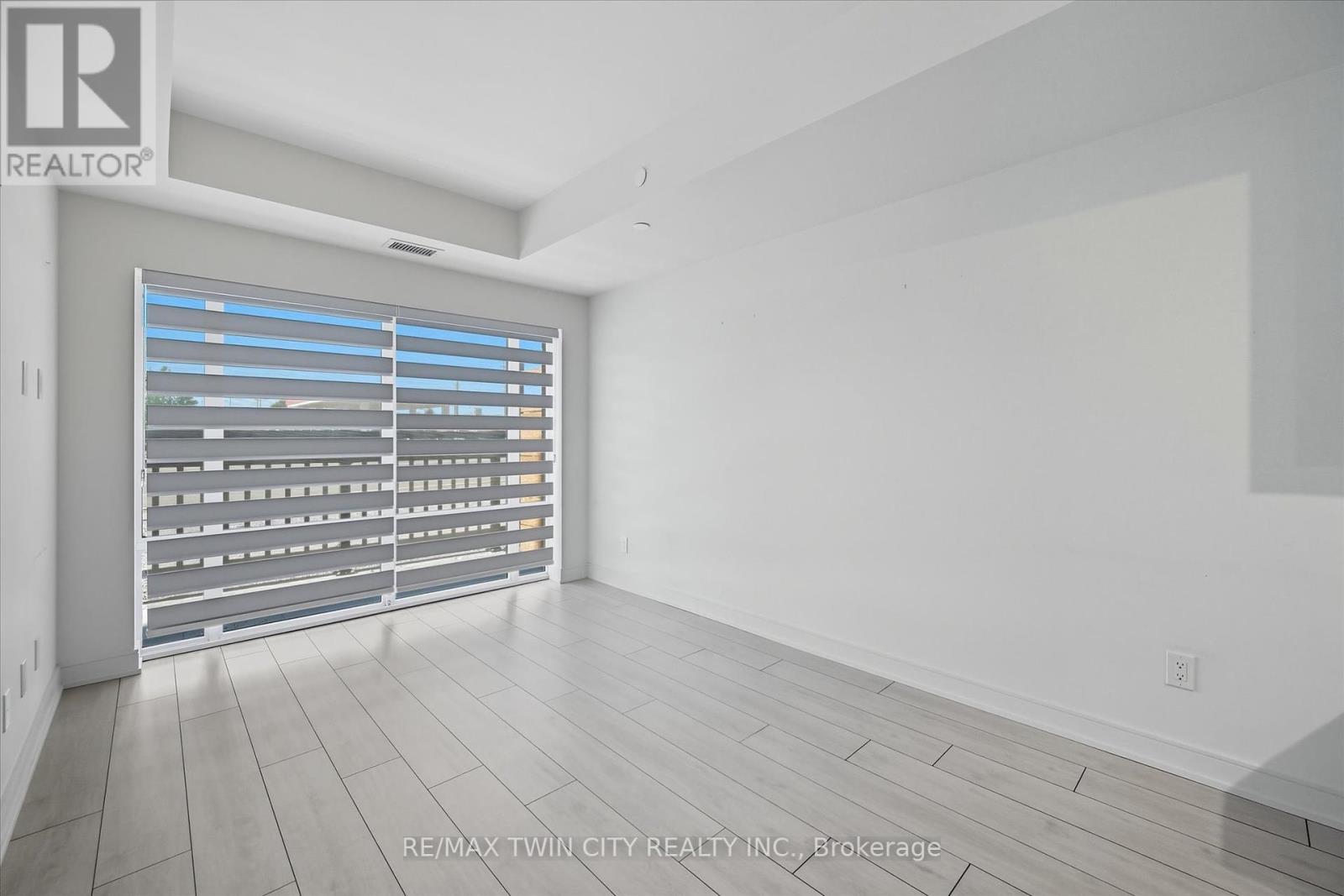 For rent: 106 - 8010 DERRY ROAD, Milton (CO Coates), Ontario L9T9N3 ...