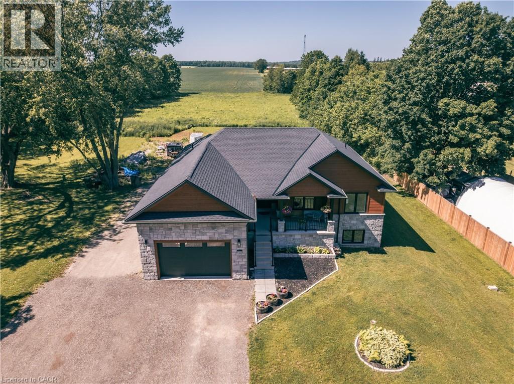 For sale: 1020 VICTORIA Street, Ayton, Ontario N0G1C0 - 40775428 ...