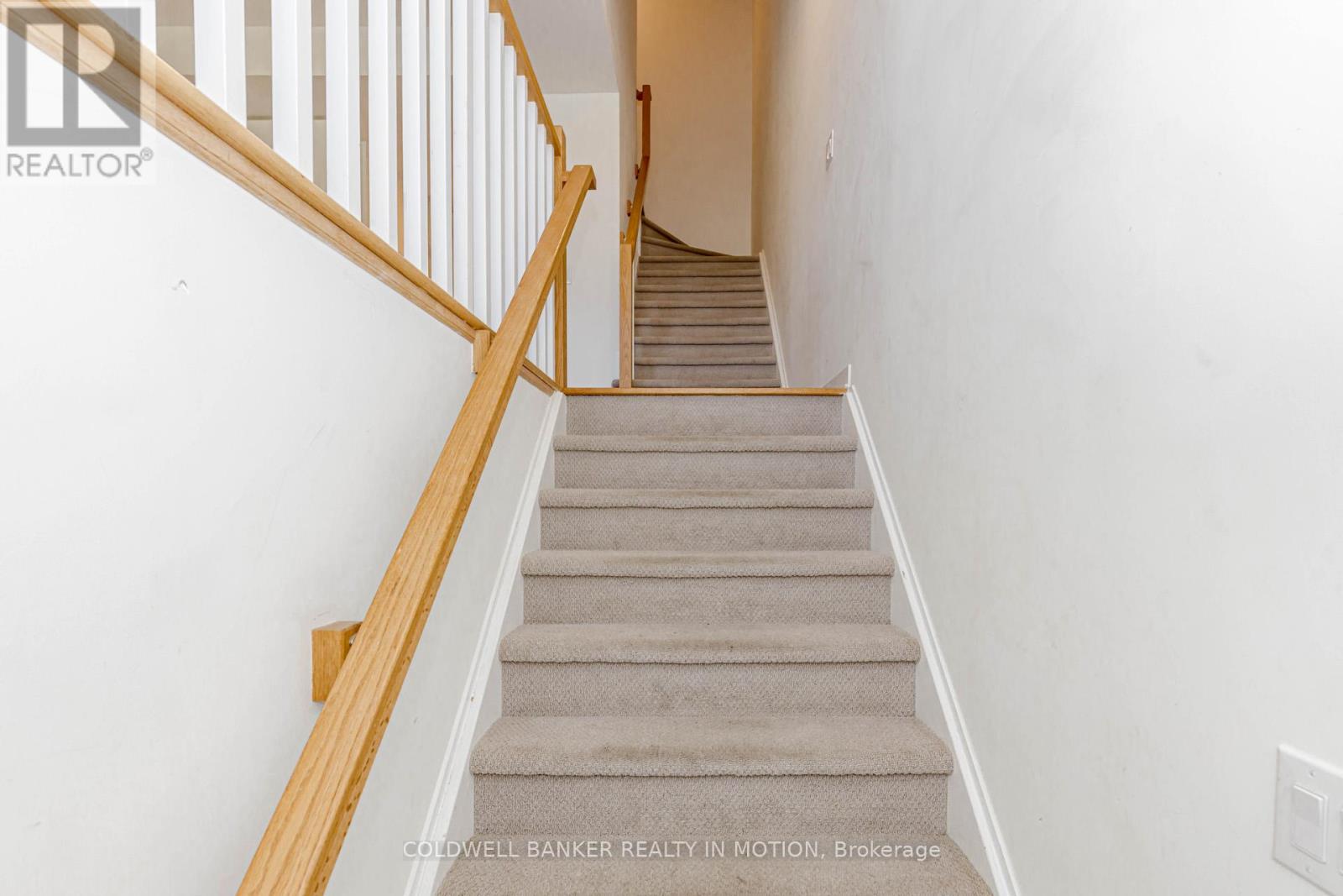 For sale: TH203 - 90 CANON JACKSON DRIVE, Toronto (Brookhaven-Amesbury ...