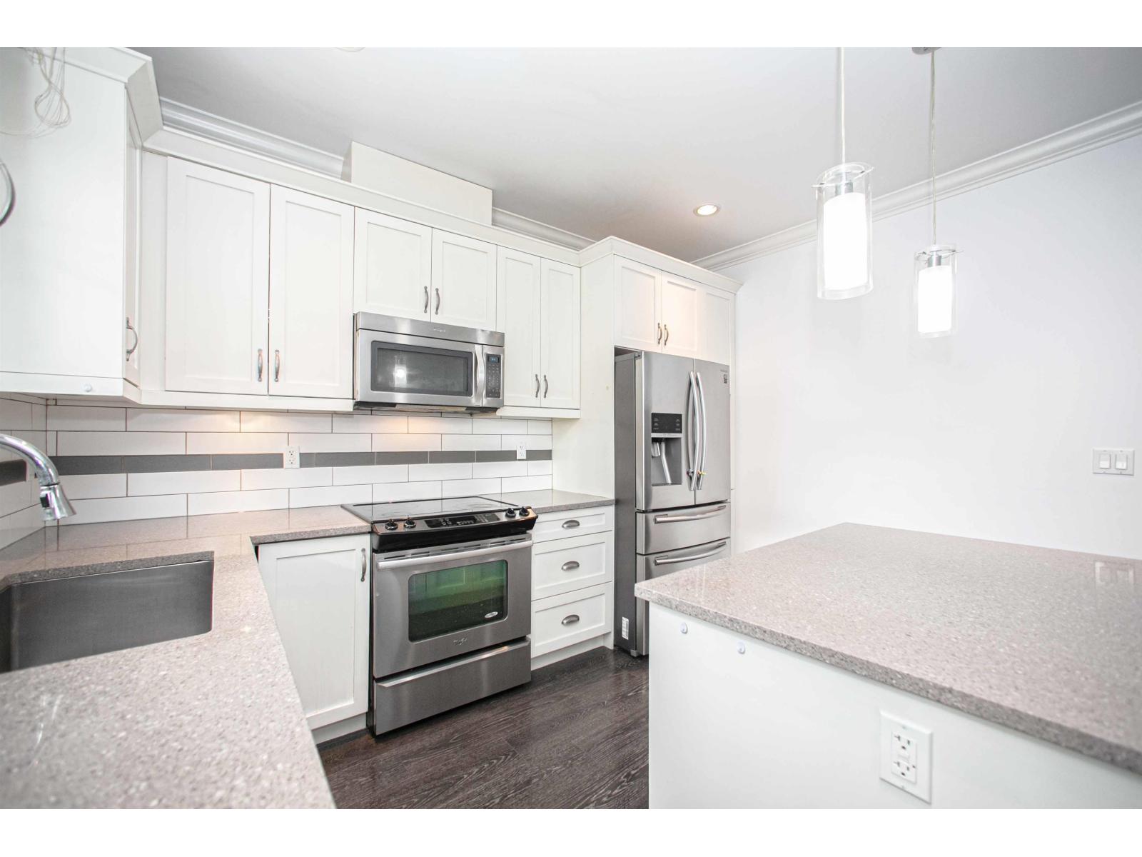 For sale: 19 6929 142 STREET, Surrey, British Columbia V3W5N1 ...