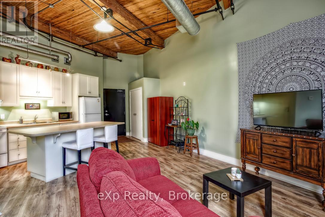 For sale: 111 - 26 ONTARIO STREET, Guelph (St. Patrick's Ward), Ontario ...