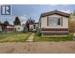 For sale: 4539 Eastview Crescent, Rimbey, Alberta T0C2J0 - A2262551 ...