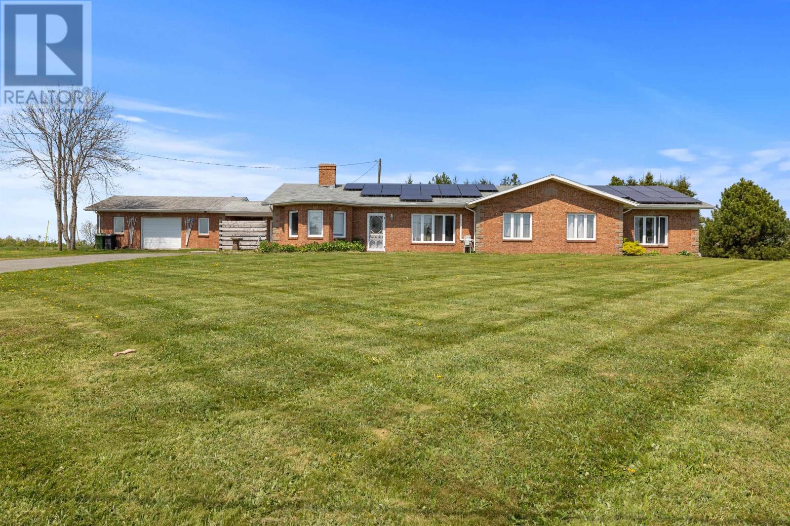 For sale: 70-76 RTE 225, Warren Grove, Prince Edward Island C0A1H5 ...