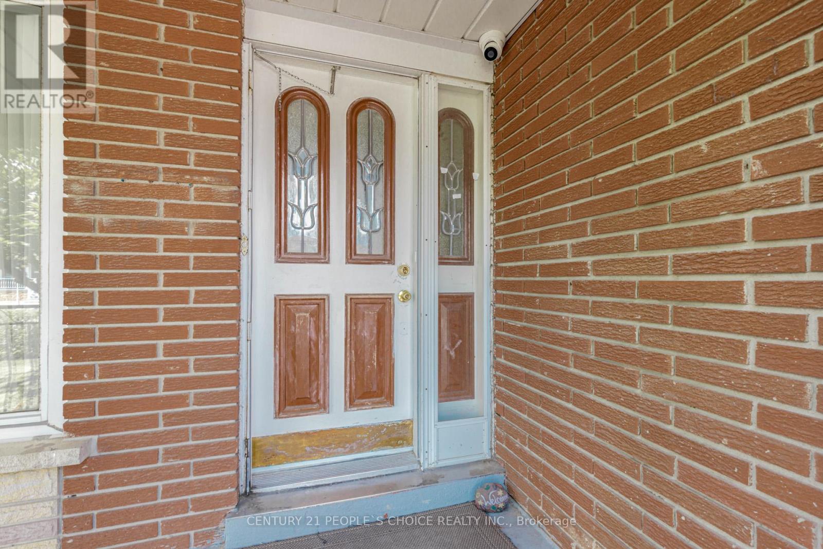 For sale: 4104 BRANDON GATE, Mississauga (Malton), Ontario L4T3P2 ...