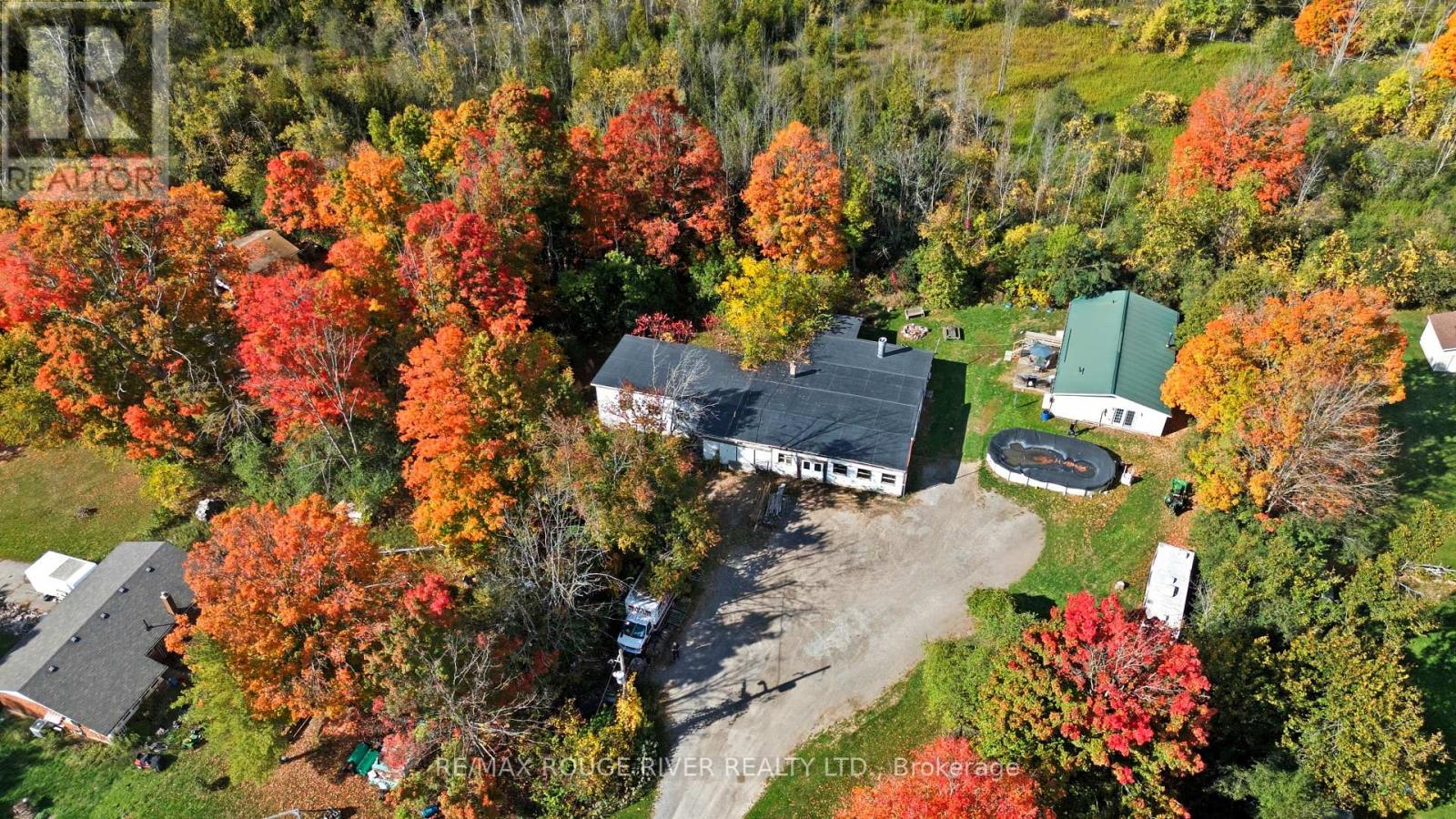 For sale: 122 COUNTY ROAD 4 ROAD E, Douro-Dummer, Ontario K0L1S0 ...