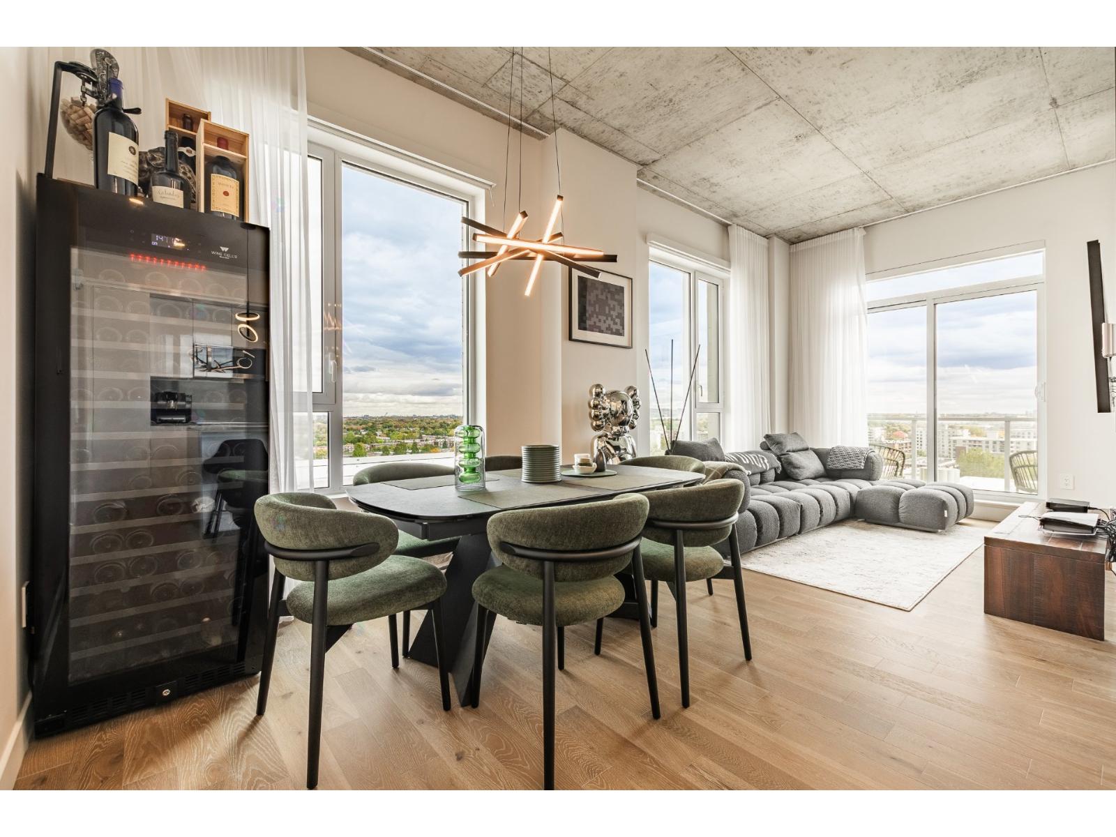 For sale: 3000 Boul. Thimens, #1407, Montréal (Saint-Laurent), Quebec ...