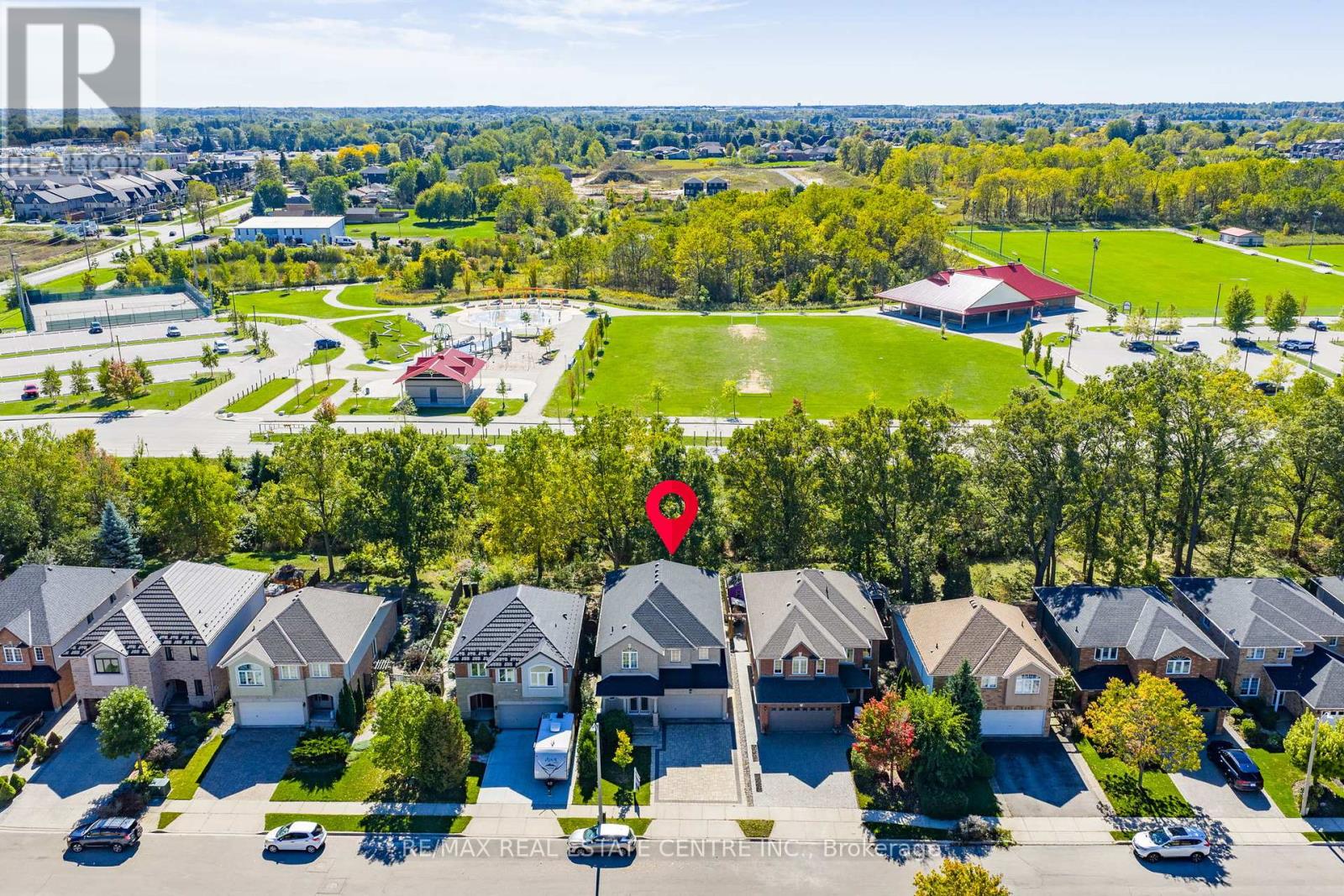 For sale: 35 PANTANO DRIVE, Hamilton (Sheldon), Ontario L9B2Y4 ...