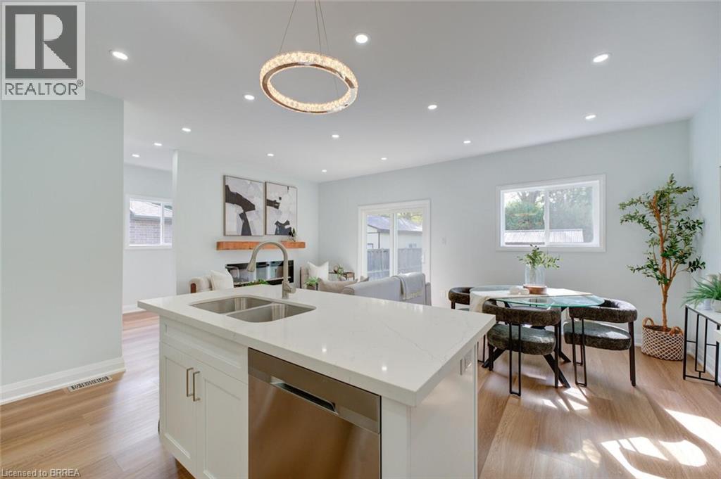 For sale: 29 WADE Avenue, Brantford, Ontario N3T1W9 - 40776496 | REALTOR.ca