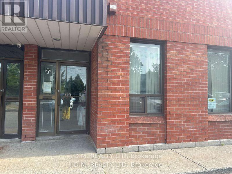 For sale: 17 - 109 ORMONT DRIVE, Toronto (Humber Summit), Ontario ...