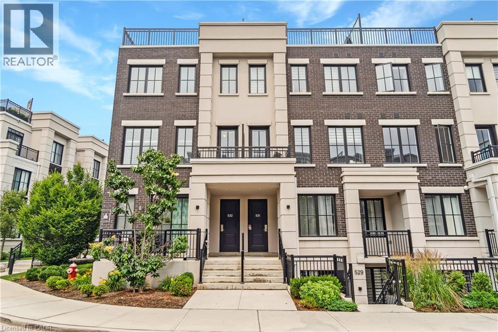 À vendre : 657 CRICKLEWOOD Drive Unit# 532, Mississauga, Ontario L5G0B9 ...