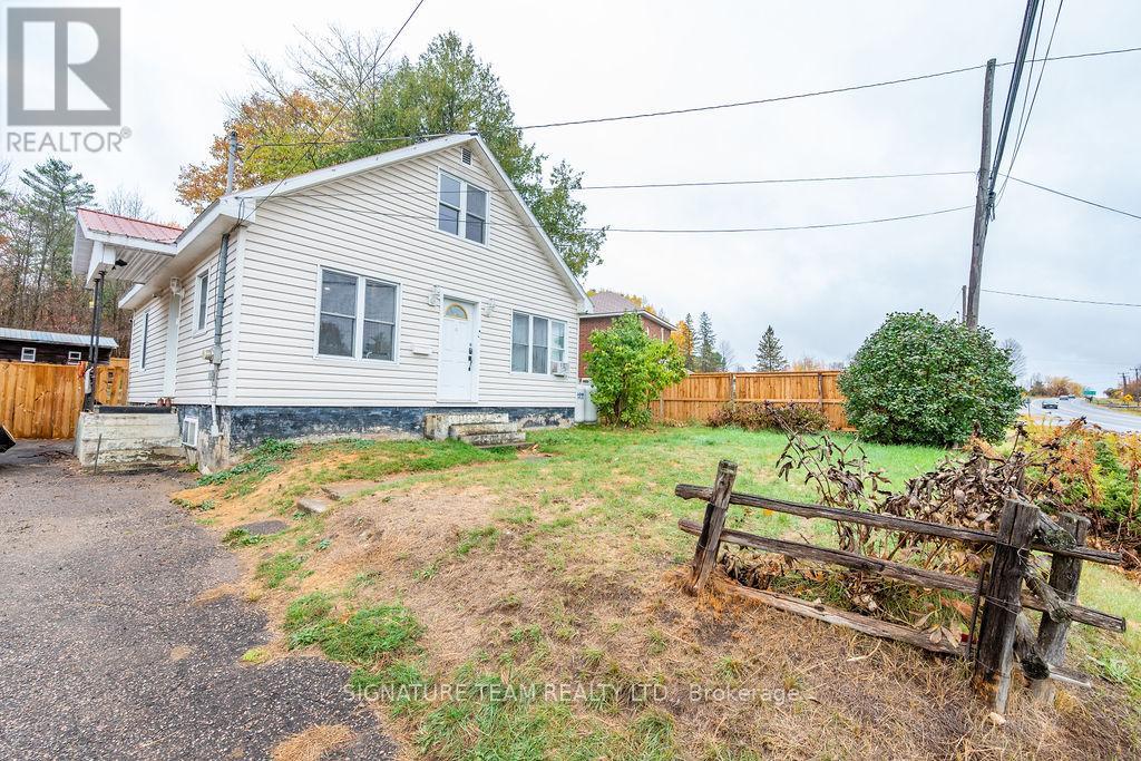 For sale: 8613 60 HIGHWAY, North Algona Wilberforce, Ontario K0J1T0 ...