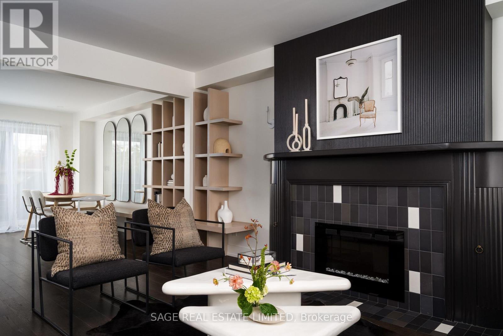 For sale: 276 OAKWOOD AVENUE, Toronto (Oakwood Village), Ontario M6E2V6 ...