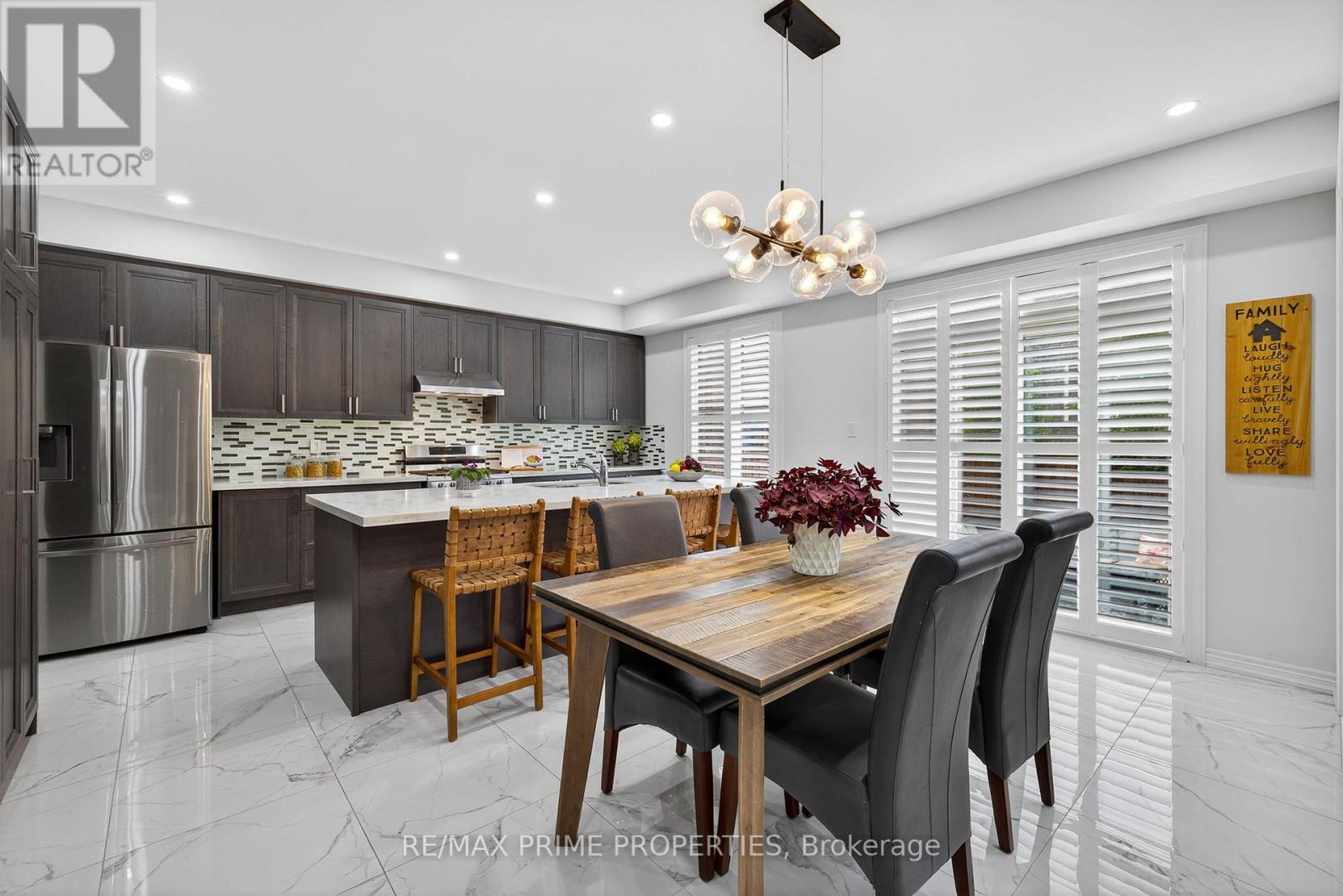 For sale: 32 FREDERICK TAYLOR WAY, East Gwillimbury (Mt Albert ...