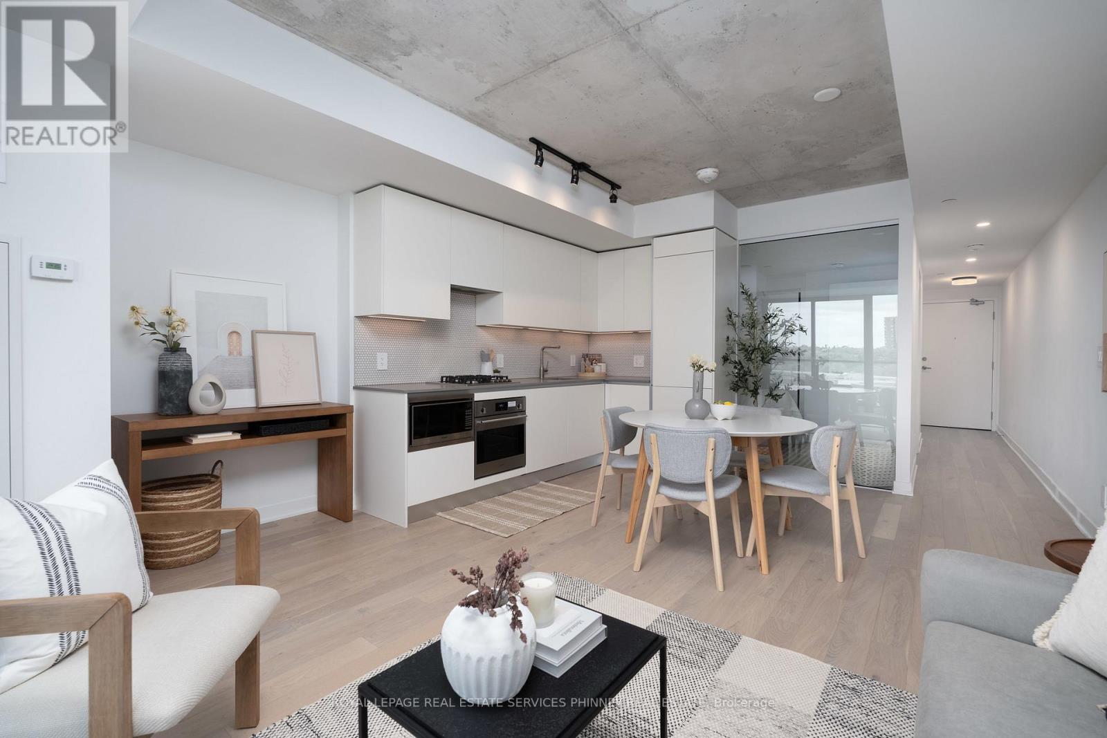 À louer : 515 - 2720 DUNDAS STREET W, Toronto (Junction Area), Ontario ...