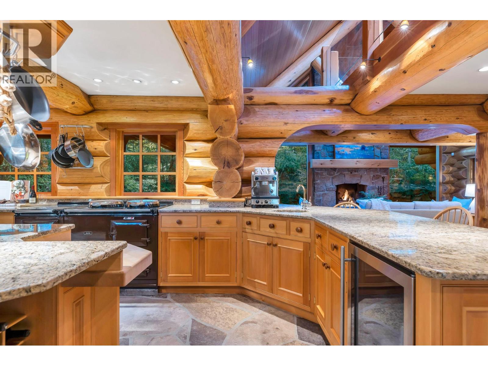 For sale: 4969 HORSTMAN LANE, Whistler, British Columbia V0N1B4 ...