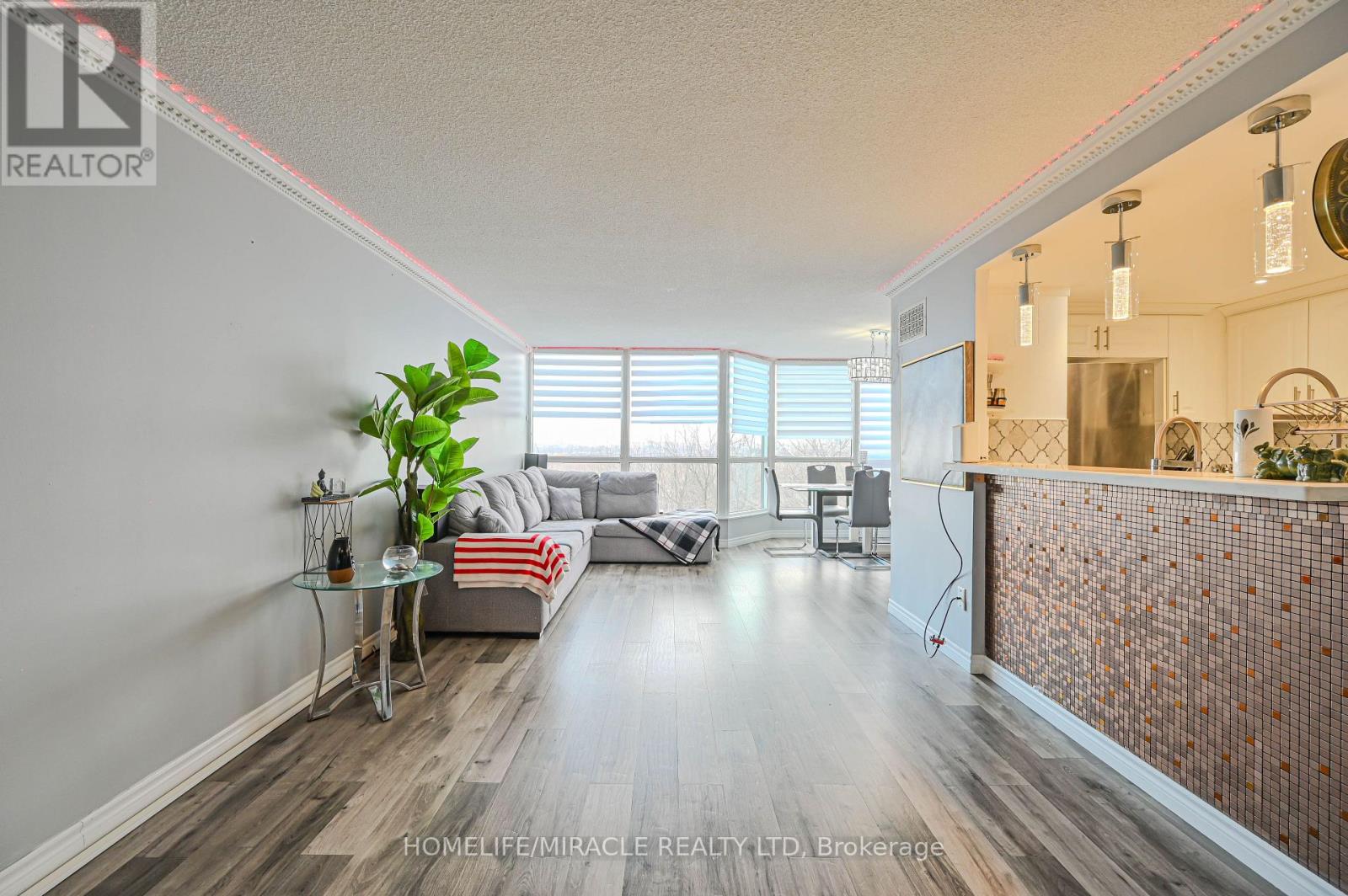 For sale: 511 - 5 ROWNTREE ROAD, Toronto (Mount Olive-Silverstone ...