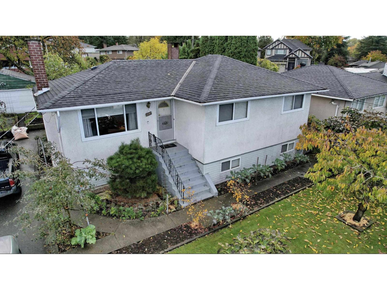 For sale: 8824 RUSSELL DRIVE, Delta, British Columbia V4C4P7 - R3062152 ...