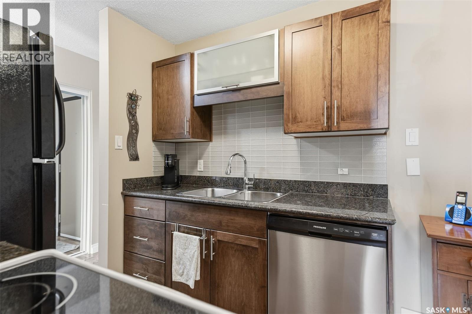 À vendre : 16 115 Acadia DRIVE, Saskatoon, Saskatchewan S7H4T8 ...