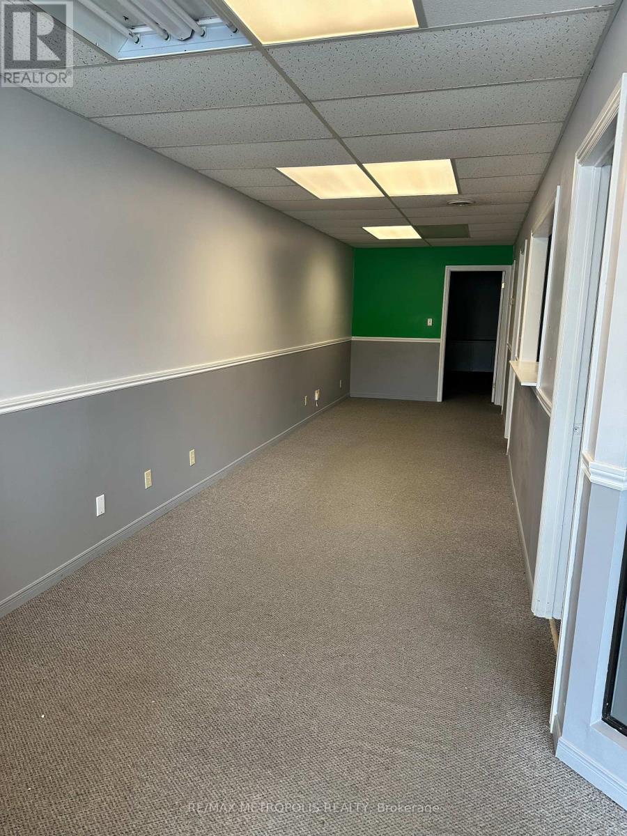 For lease: 2 - 469 DUNDAS STREET W, Quinte West (Trenton Ward), Ontario ...