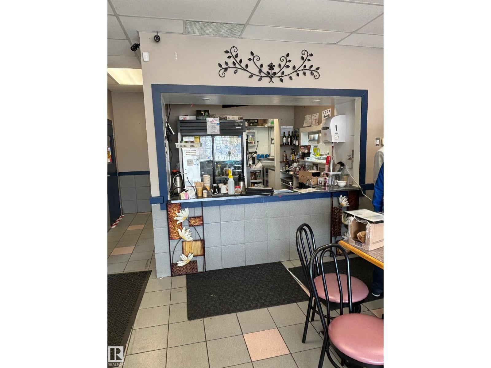 À vendre : 22106 South Cooking Lake Rd, Rural Strathcona County ...