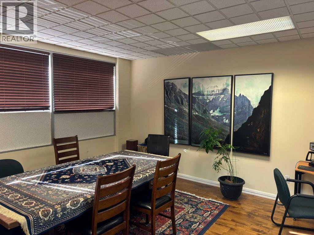 For sale: 11, 3620 29 Street NE, Calgary, Alberta T1Y5Z8 - A2267845 ...